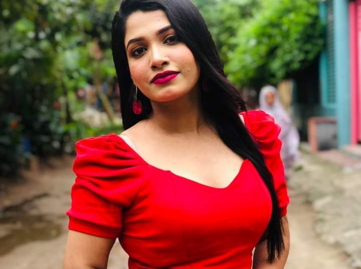 Today is the birthday of young generation model and actress Anika ...